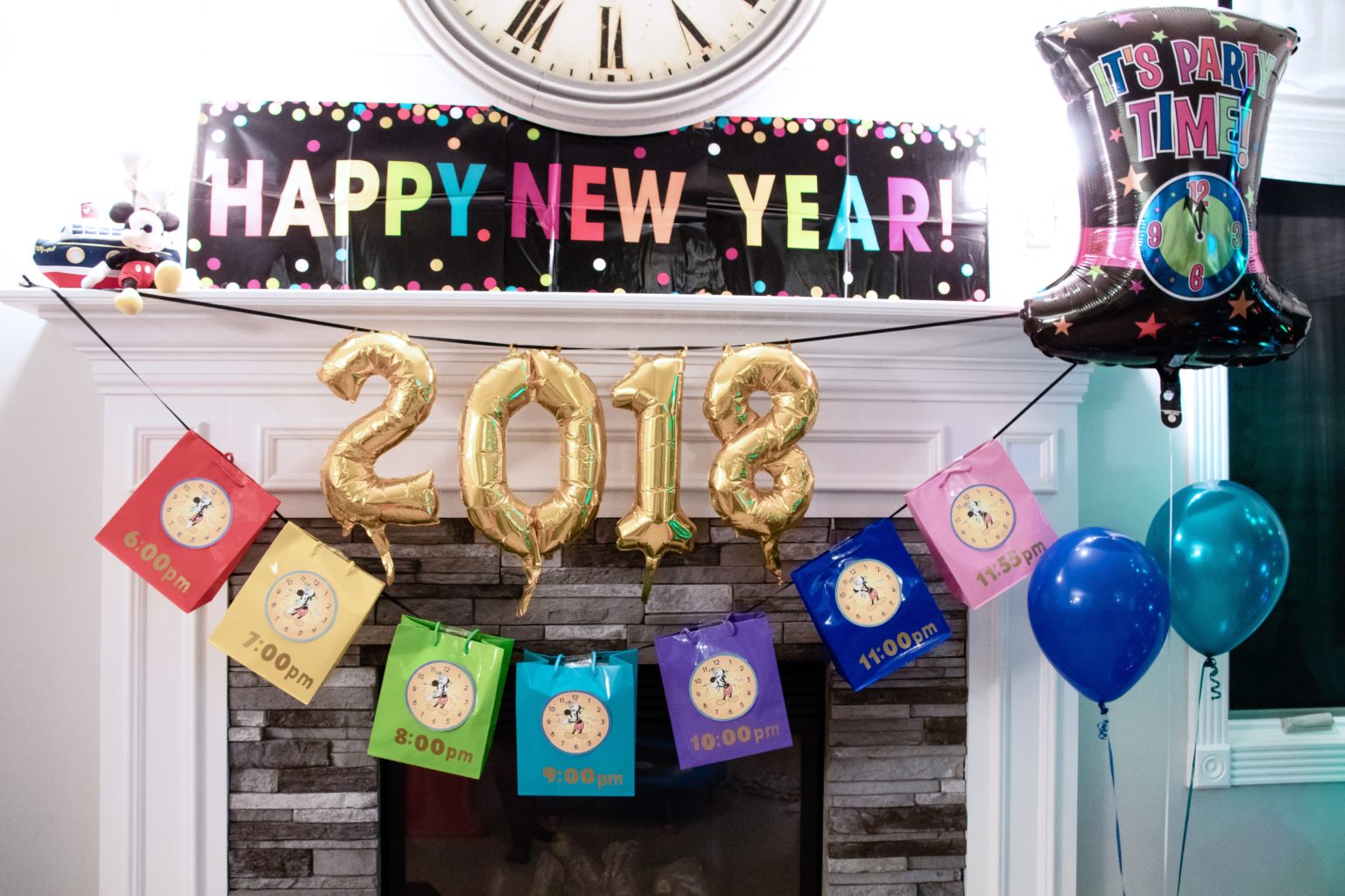 New Year's Eve Countdown Bags With Kids