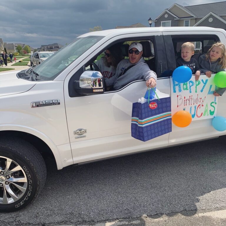 How to Organize the Ultimate Drive-by Birthday Parade